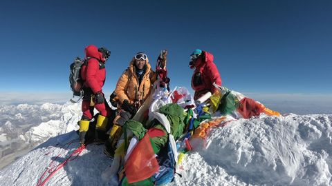 Mount Everest: Stau auf dem Gipfelgrat fordert elftes Todesopfer | STERN.de