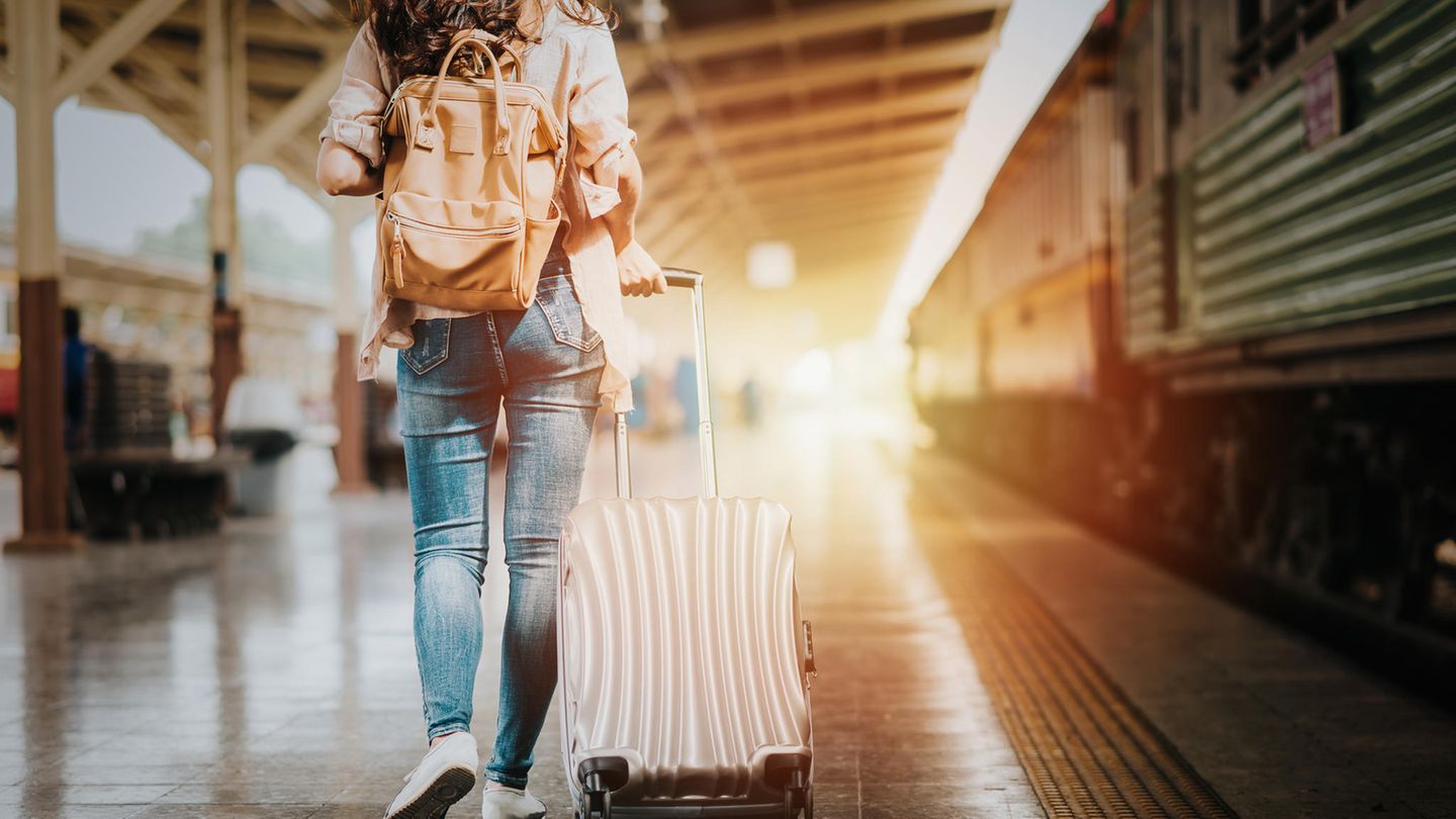 Hörbuchtipps: Fünf Bücher für deinen Interrail-Trip | STERN.de