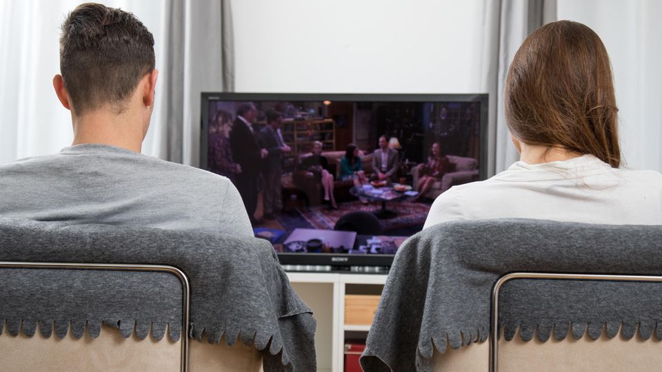 TV-Programm heute: Diese Sendungen sind ab 20.15 Uhr zu sehen | STERN.de