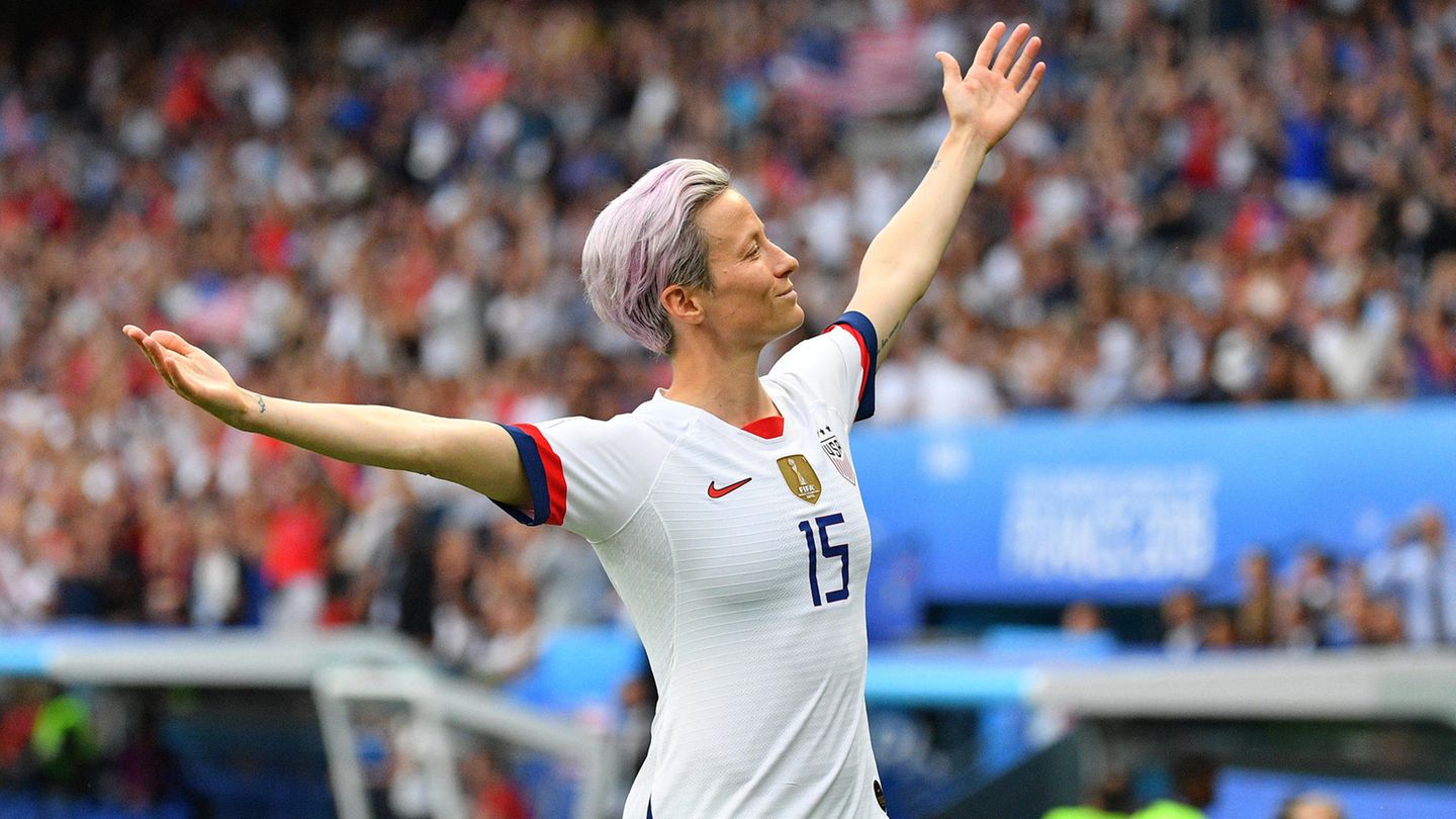 Megan Rapinoe: Jubelpose der Fußballerin wird zum Anti-Trump-Meme ...