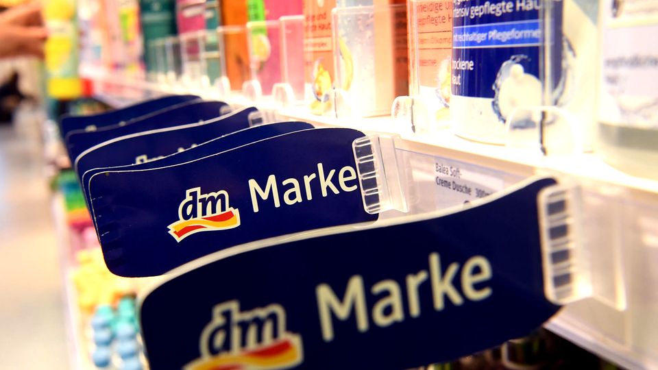 dm erhöht die Preise - das steckt hinter der neuen Strategie | STERN.de