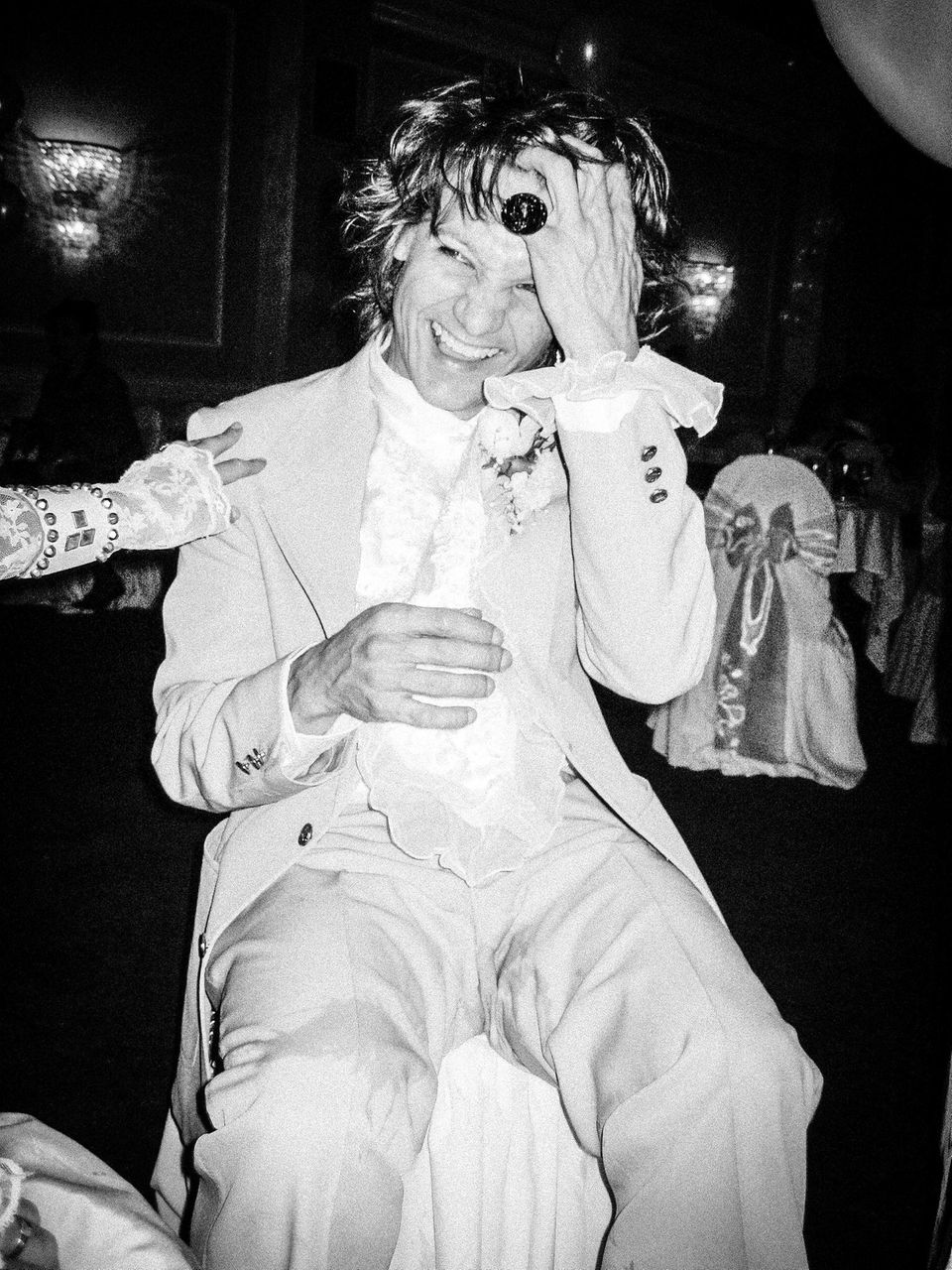 Auf einen Drink mit Charlize und Leo: Star-Porträts von Randall Slavin ...