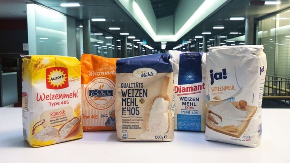 Mehl im Test: Marke oder Discounter - macht das einen Unterschied ...