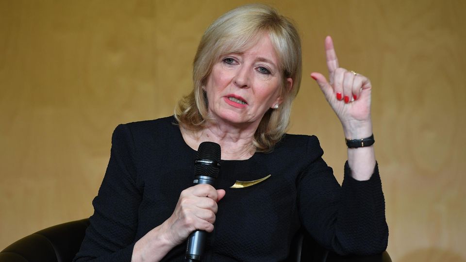 EU-Ombudsfrau Emily O’Reilly muss um Wiederwahl kämpfen | STERN.de