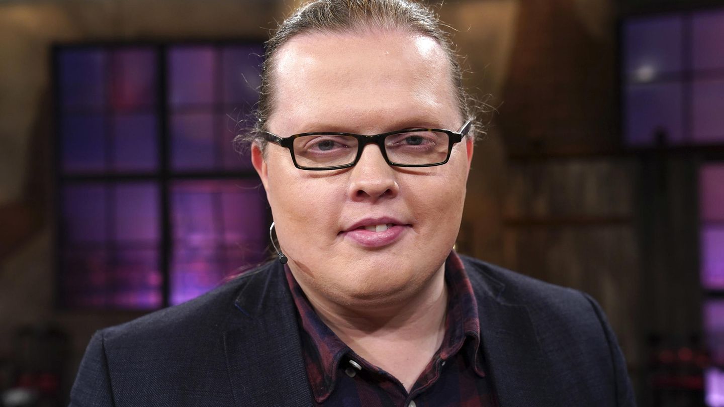 Angelo Kelly erklärt seinen Ausstieg bei "The Masked Singer" | STERN.de