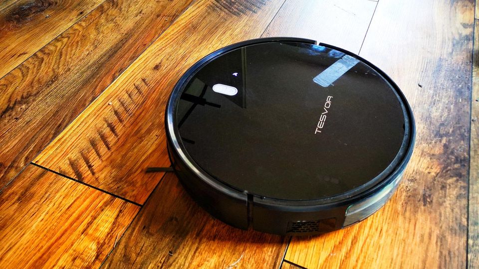 Saugroboter – der Tesvor M1 bietet eine super Saugleistung zum kleinen ...