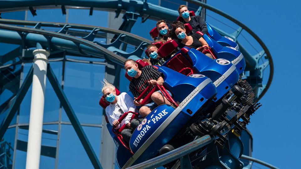 Chef des Europa-Park Rust: "Wir machen Aerosol-Tests in der Achterbahn ...