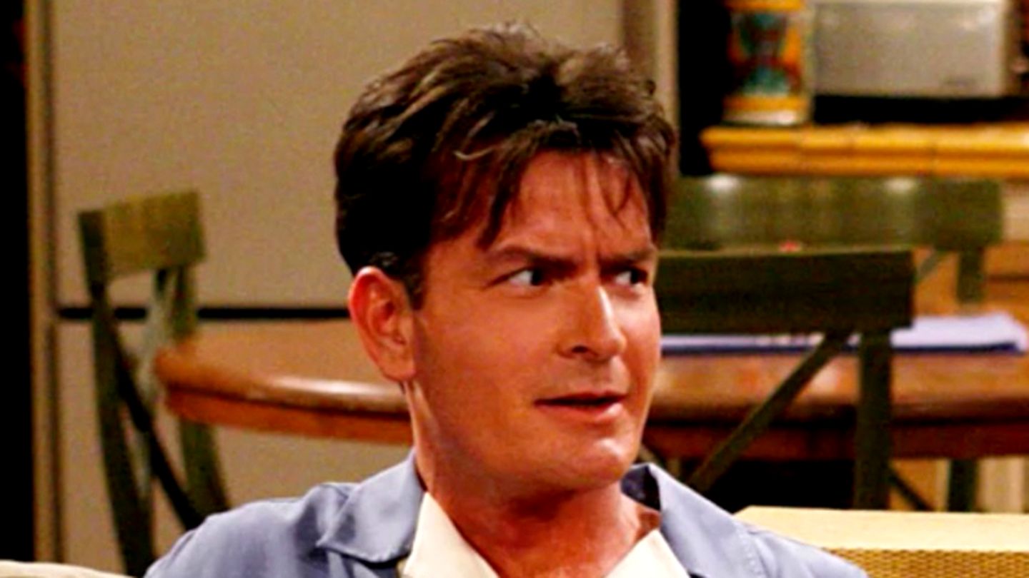 Charlie Sheen: Was macht "Charlie Harper" aus "Two and a Half Men ...